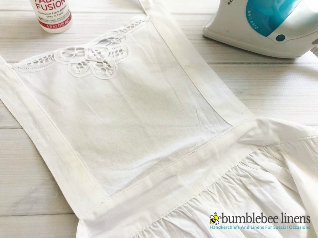 How to Add Flair to an Apron - Bumblebee Linens